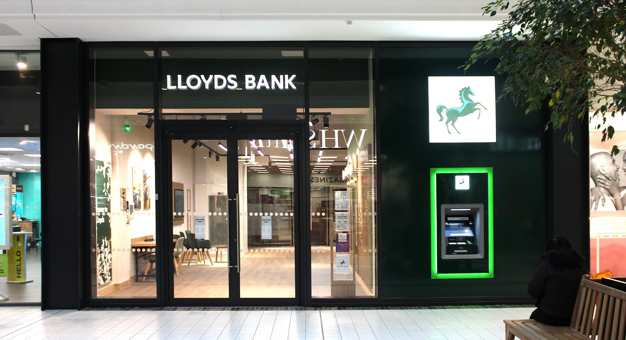 Lloyds Bank | Wimbledon Quarter